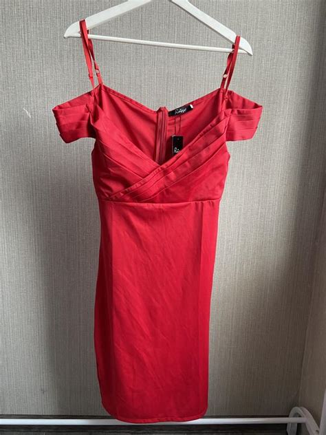 Червона сукня нові з біркою плаття — ціна 150 грн у каталозі Короткі сукні Купити жіночі речі за