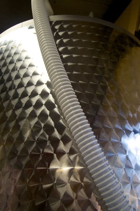 무료 이미지 빛 화이트 바닥 천장 타일 인테리어 디자인 계단 모양 저택 3168x4752 217716