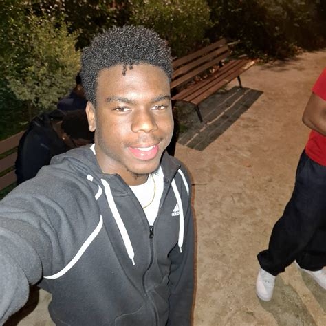 Sélim🇲🇶 Selim 233 Is Live Tiktok Live