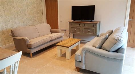 Bay Tree Cottage Accommodation In Rural Northamptonshire Food And Drink