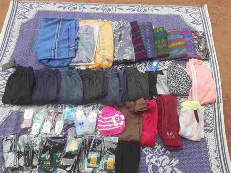 လွိုင်ကော်မြို့ရှိ စစ်ဘေးရှောင် ပြည်သူများကို အဝတ်အစားများ လှူဒါန်း