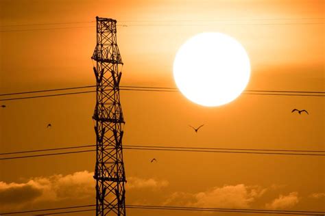 25 Gw Of New Solar To Boost Summer Grid Reliability But Extreme Heat Poses Widespread Risks