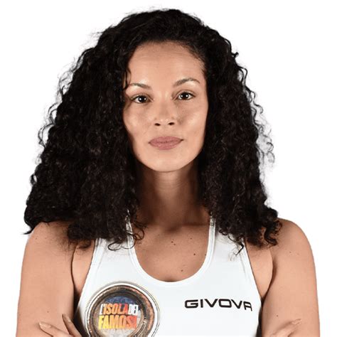 Maité Yanes Altezza Peso Chi è Isola Dei Famosi 2024 Instagram