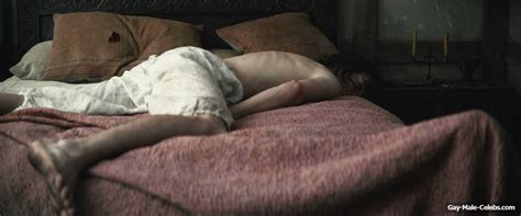 Timoth E Chalamet Nude And Sex Scenes In The King Gay Male Celebs Com