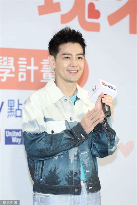 林志颖车祸后首露脸部伤疤 承认视力理解力变差 搜狐大视野 搜狐新闻