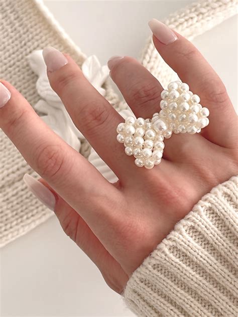 볼륨 진주 리본 반지 비즈 밴딩 우레탄 구슬 볼 포인트 장식 펄 영롱