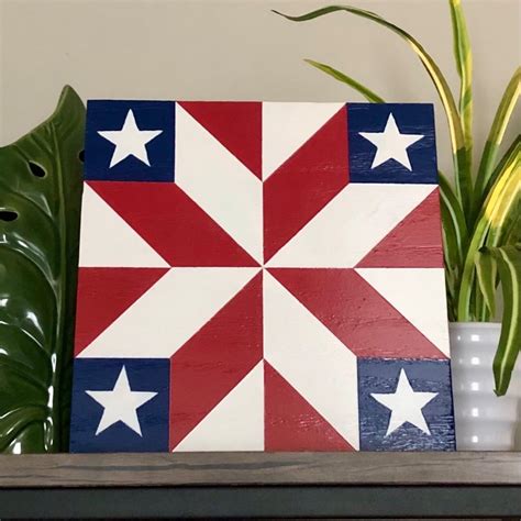 20 Patriotic Barn Quilt Patterns Perfect For Celebrating Your Love For