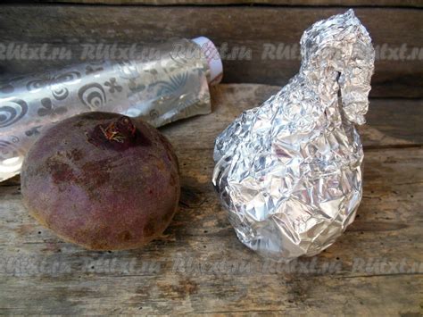 Как запечь свеклу в фольге в духовке целиком 7 фото в рецепте