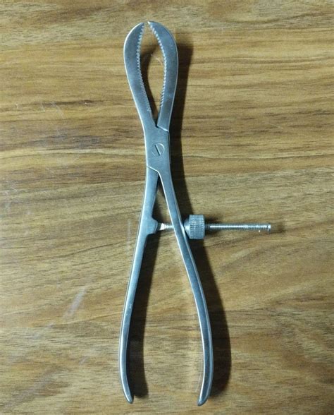 Bone Reduction Clamp At ₹ 900 Piece Bone Clamp In New Delhi Id 2853054762291