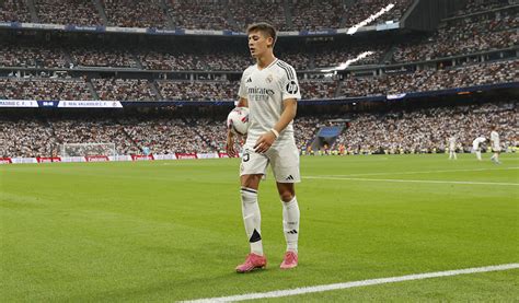 Skrzywiona Mina Ardy Gülera Realmadrytpl