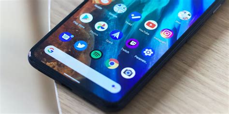 Android 12 Might Require Phone Makers To Save Screenshots In A Specific