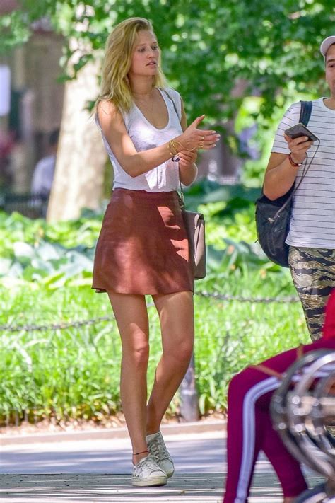 Toni Garrn Showing Off Her Legs In Nyc 05292018 • Celebmafia
