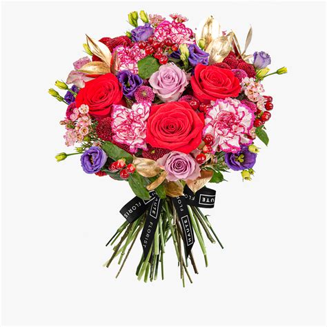 Sugarplum Christmas Bouquet Haute Florist Uk Delivery