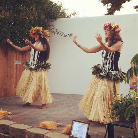 37 Hula Dancers Ideas Hula Dancers Hula Polynesian Dance