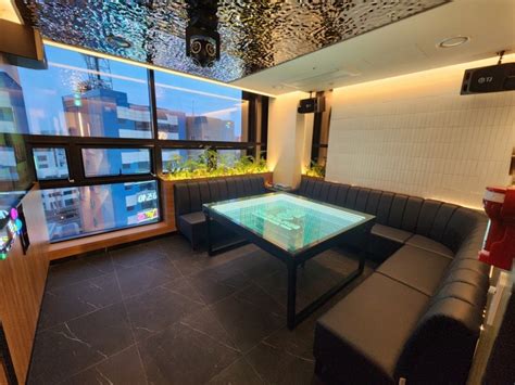 울산 볼골드클래스 Js Ss11mr 건축 적용사례 주제이에스금속디자인