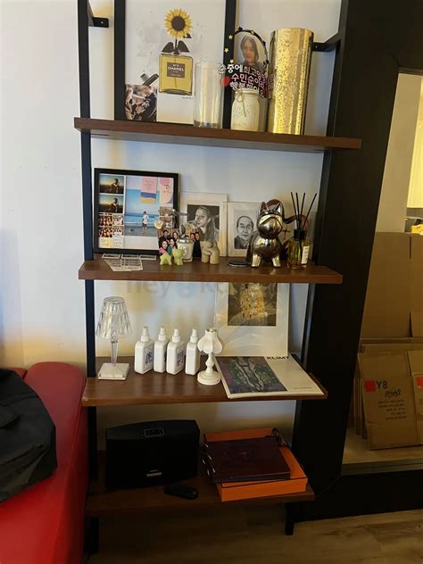 무빙세일 식탁화장대장식책장 등등