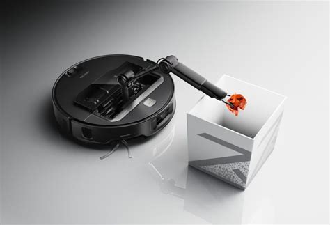 Haywaa On Linkedin Roborocks New Flagship Robot Vacuum Has An Arm That Can Grab Small Objects