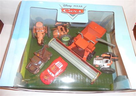 Disney Pixar Cars Diecast Disney Store Exclusive Tractor Tipping Set