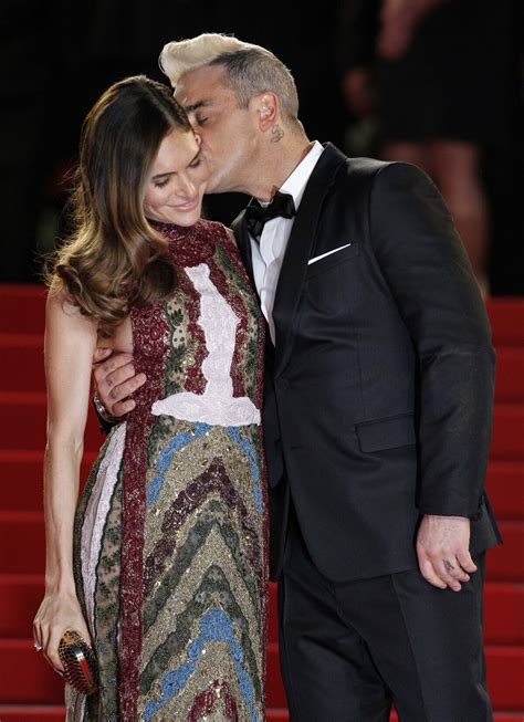 Photo Robbie Williams Et Ayda Field Assistent à La Première De The
