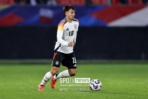 초대박 韓 국대에 독일 1부 리거 추가되나 홍명보 픽 혼혈 미드필더 묀헨글라트바흐 이적 임박 최종 합의만 남아