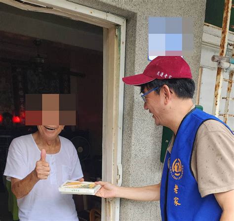 颱風強降雨多天 老人暨家庭關懷協會 風雨無阻為長者送餐 更生新聞網