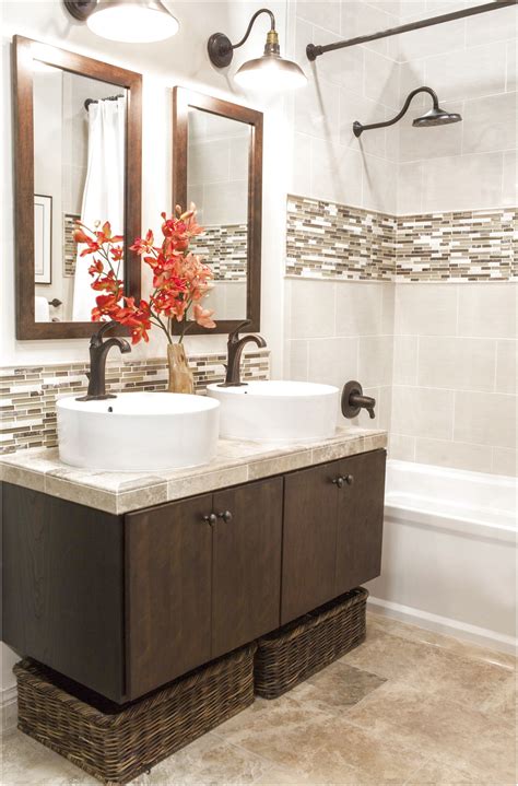 Bathroom Tile Designs With Borders Rispa