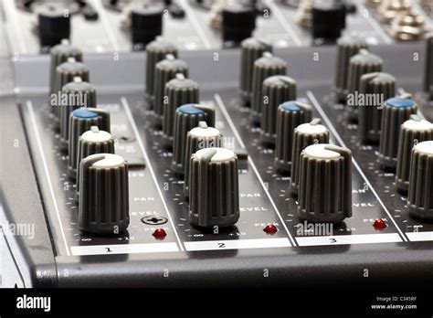Vintage Recording Studio Hi Res Stock Photography And Images Alamy
