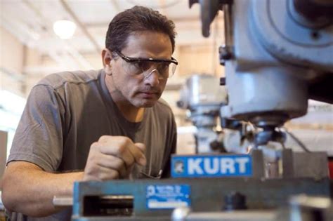 How Important To Learn Manual Machining Before Cnc Unity Manufacture