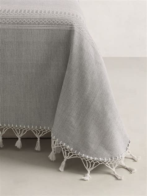 Tasseled Fringe Cotton Coverlet Banana Republic