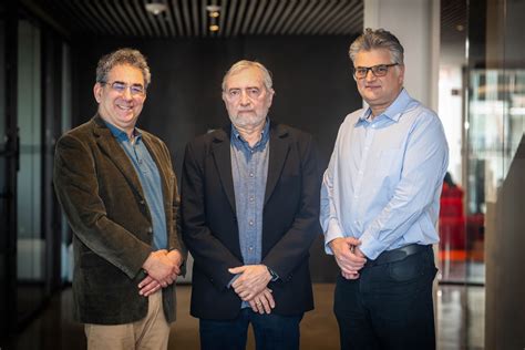 Ibm Quantum Roadmap Guide Scaling And Expanding The Usefulness Of