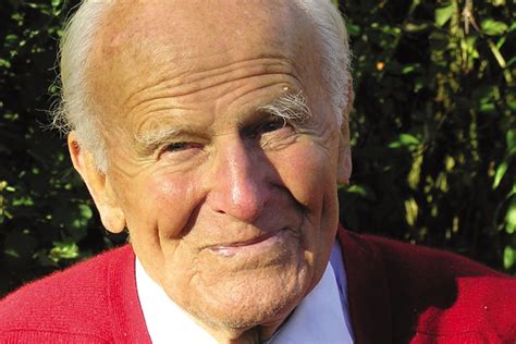 Conductor And Organist Sir David Willcocks Has Died Gramophone