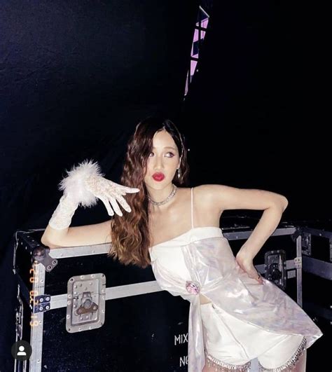 ปกพนโดย pau ใน GMMTV