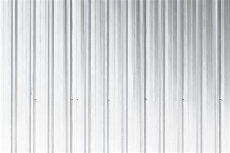 흰색 금속 골판지 텍스처 표면 또는 배경용 아연 도금 강철 프리미엄 사진