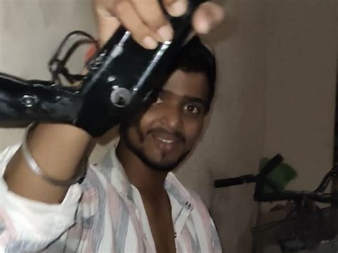 Nayagaon Police Caught Criminals With Illegal Weapons पुलिस ने अवैध