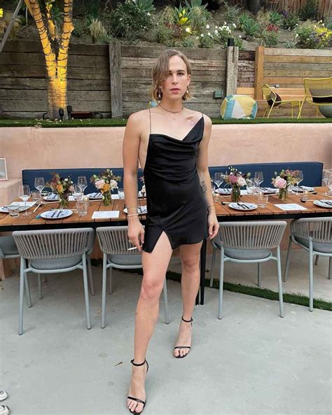 Stars Who Proudly Challenge Gender Norms Harry Styles And More Us Weekly