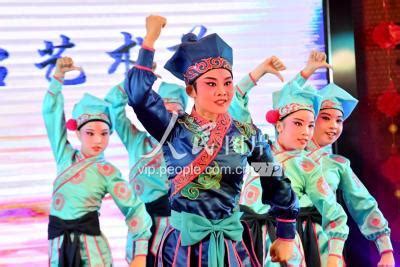 安徽合肥千名少年亮才艺秀风采 人民图片网