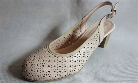Skorzane BeŻ Czółenko Teg K Na Szeroką Stopę 39 Polskie Buty Moda Sklep Empik Com