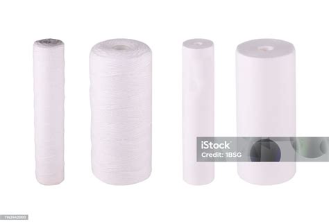 설정 필터 고립 된 흰색 배경입니다 카트리지 다중 필 라 멘 트 폴 리 프로필 렌 원사 기계 물 정화 불순물 모래 실 트 녹 현 탁 액 정화 식 수 삼 투 시스템 가정의