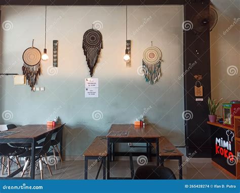 Hot Coffee Caffe Mimi Koko Editorial Stock Image Image Of Koko