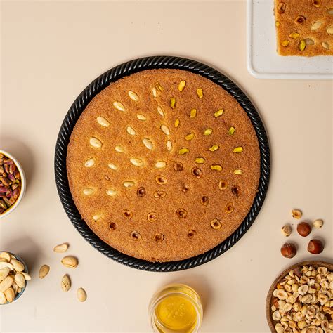 Konafa With Nuts Salé Sucré Pâtisserie