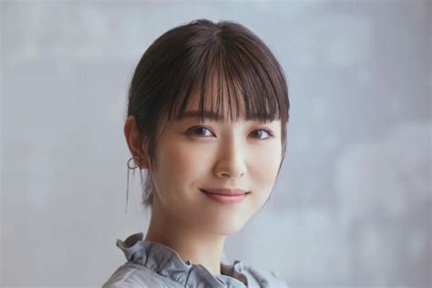 Pin De ä¿® ç´°é En 浜辺美波