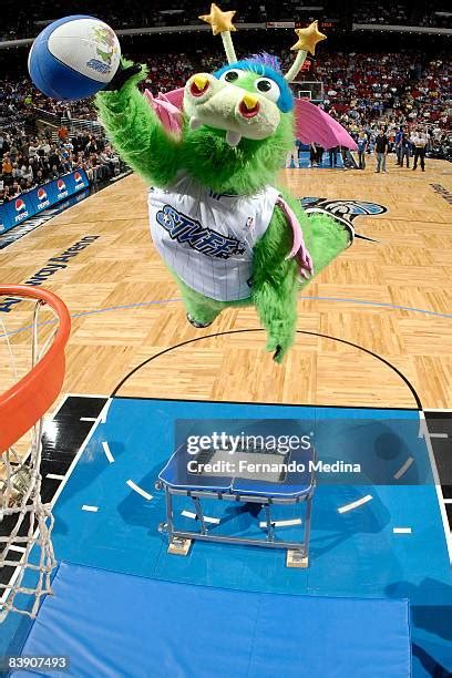 Mascot Magic Photos And Premium High Res Pictures Getty Images