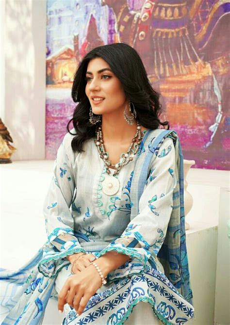 Multi Digital Print 3pc Lawn Unstitched Suit