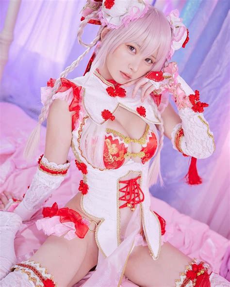 えなこさんのインスタグラム写真 えなこinstagram 「新作写真集「チャイナガール」です🌸 Cosplay」8月10日 20時12