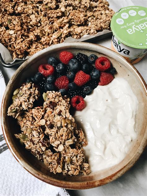 Vegan Yogurt And Granola Bowls Plant Based Jane