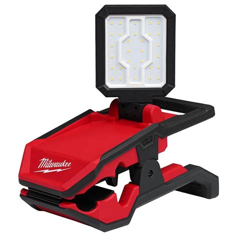Milwaukee M18 18 Volt 2000 Lumens Lithium Ion Cordless Rover Led
