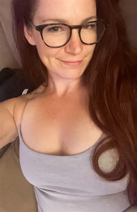 Oh Hi I Heard You Might Like Girls That Wear Glasses… 🤓 R