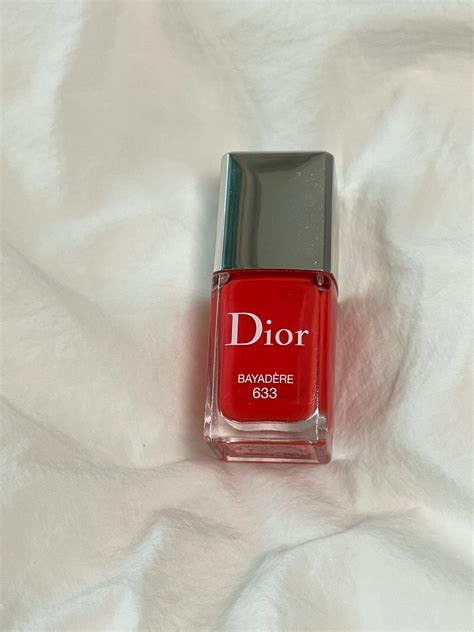 디올 네일폴리쉬 디올메니큐어 당근 중고거래