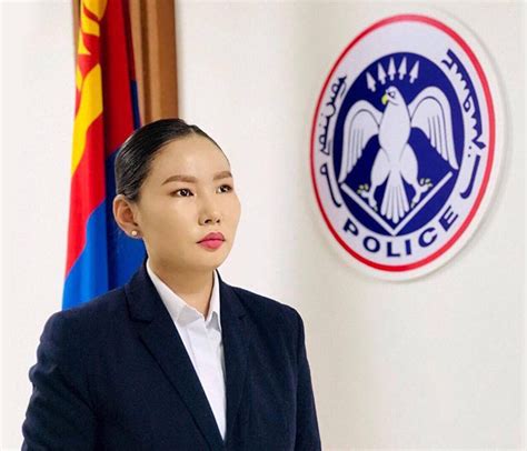 “Аялагчдад зориулсан 10 дүрмийг гаргасан”