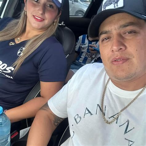 Pituka Y El Padrino Esposados Jajaja Hugo Pituka Luis Angel Castro Aparte Humorviral Ivan